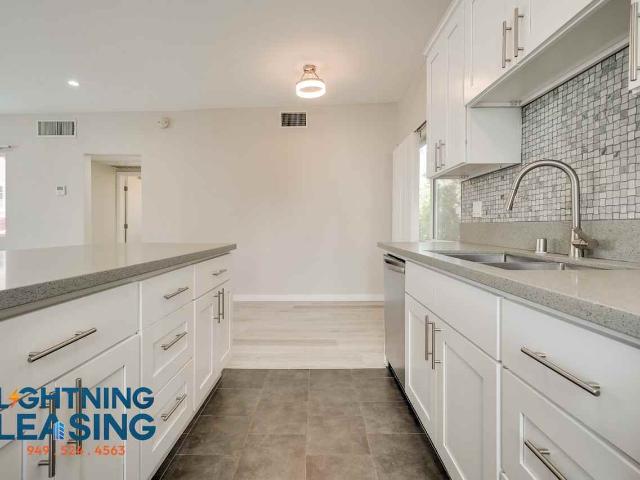 1 Bedroom Apartment for Rent at 969 Larrabee St #13, West Hollywood, CA 90069 West Hollywood