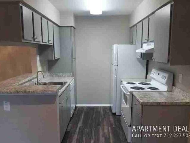 1 Bedroom Apartment for Rent at 9806 Hollock St #3106, Houston, TX 77075 Greater Hobby Area
