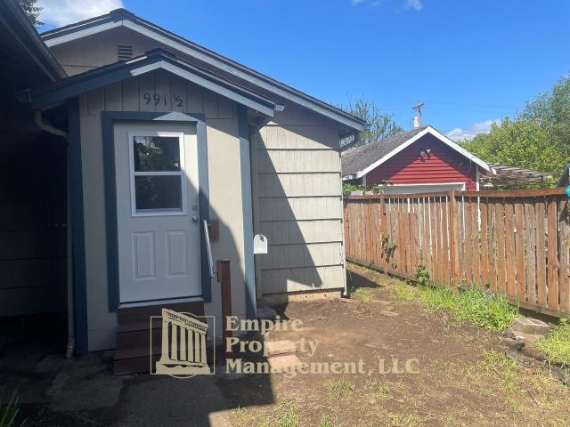 1 Bedroom Apartment for Rent at 991 1/2 W 11th Ave, Eugene, OR 97402 Jefferson Westside