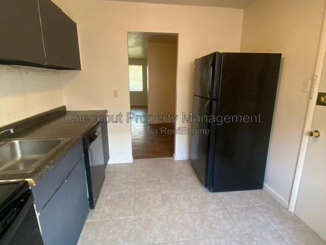 1 Bedroom Apartment for Rent at 9973 Sloane Sq Apt D #D, Woodson Terrace, MO 63134 Woodson Terrace