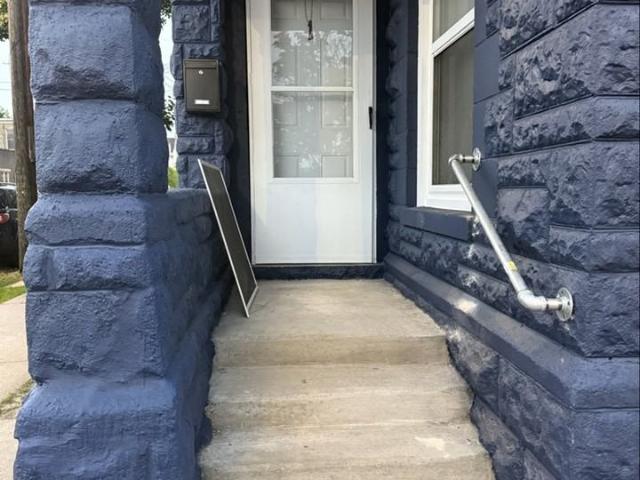 1 Bedroom Apartment for Rent at 900 S 6th St #1, Milwaukee, WI 53204 Walker's Point