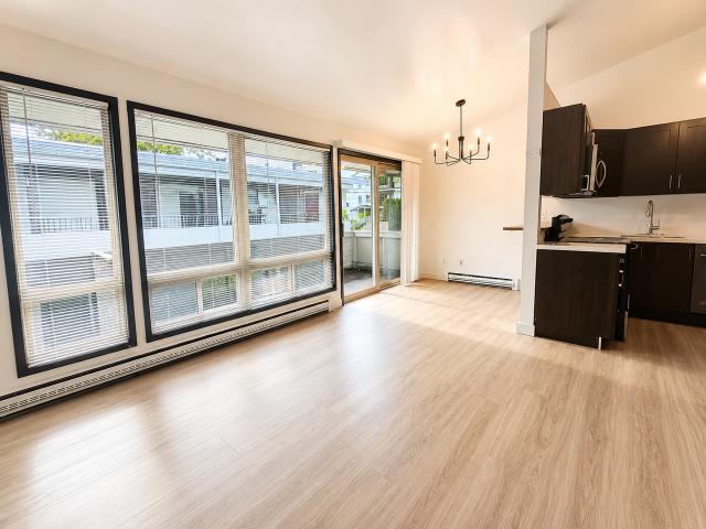 1 Bedroom Apartment for Rent at 921 N 96th St #16, Seattle, WA 98103 Greenwood
