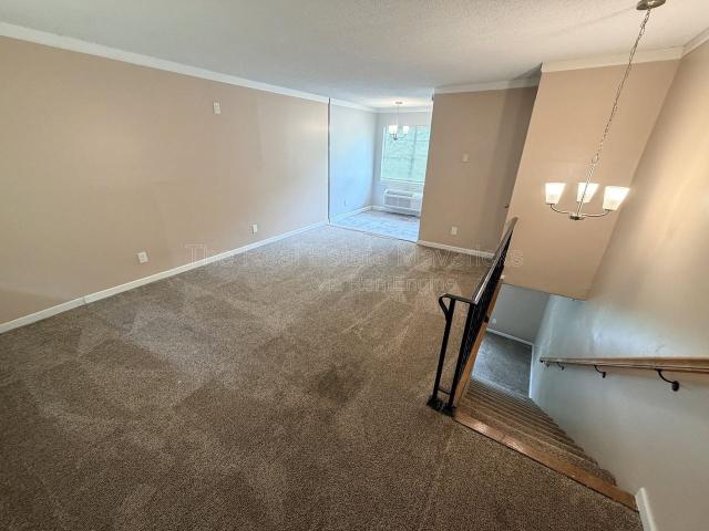 1 Bedroom Apartment for Rent at 925 Shallowford Rd #1, Chattanooga, TN 37411 Glenwood Eastdale