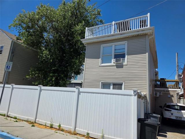 1 Bedroom Apartment for Rent at 9 Georgia Ave #B, Long Beach, NY 11561 West End