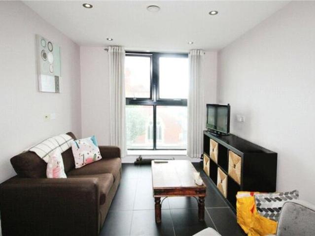 1 bedroom apartment for rent in Magdalen Road, London, SW18