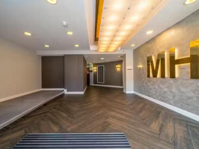 1 bedroom apartment for rent in Madison House, 94 Wrentham Str.