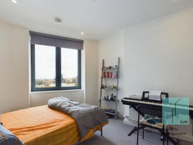 1 bedroom apartment for rent in Makers Yard, Skyline Apartments, E3