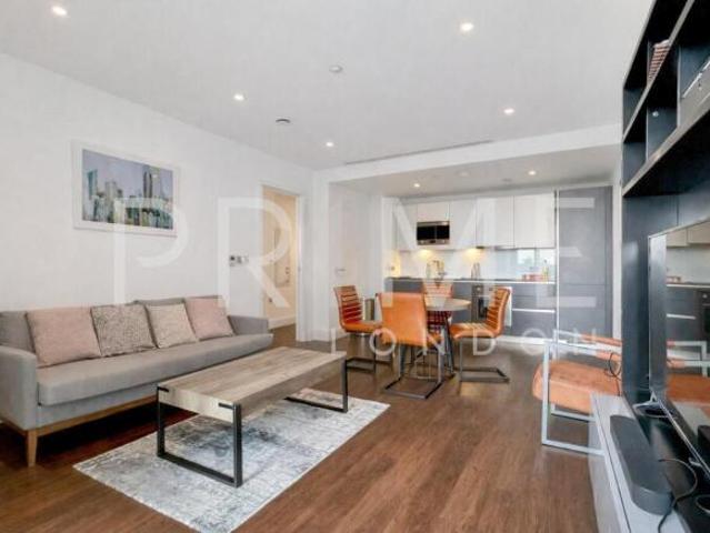 1 bedroom apartment for rent in Maine Tower, 9 Harbour Way, Canary Wharf, E14