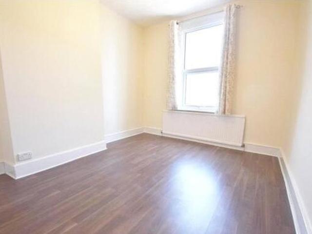 1 Bedroom Apartment For Rent In Manor House, London