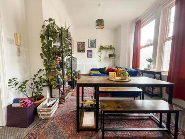 1 bedroom apartment for rent in Manor Road, Beckenham, BR3