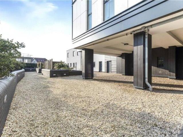1 bedroom apartment for rent in Masons Avenue, Croydon, CR0