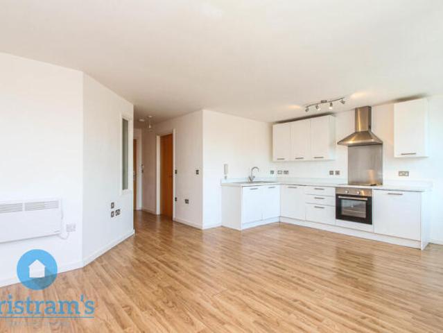 1 bedroom apartment for rent in Marco Island, City Centre, NG1