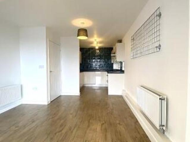 1 bedroom apartment for rent in Marine Crescent, Ilford, London, IG6