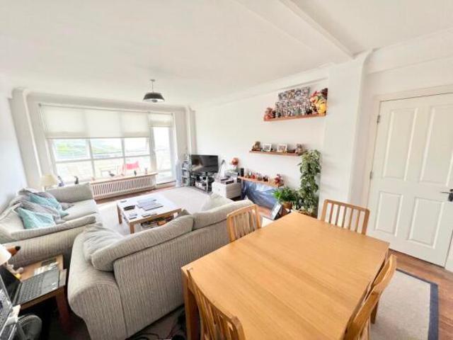 1 bedroom apartment for rent in Marine Gate, Marine Drive, Brighton, BN2