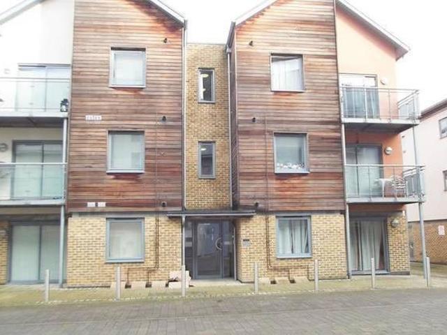 1 bedroom apartment for rent in Marine House Quayside Drive CO2