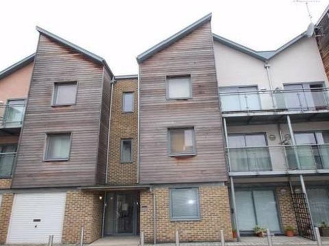 1 bedroom apartment for rent in Marine House Quayside Drive CO2