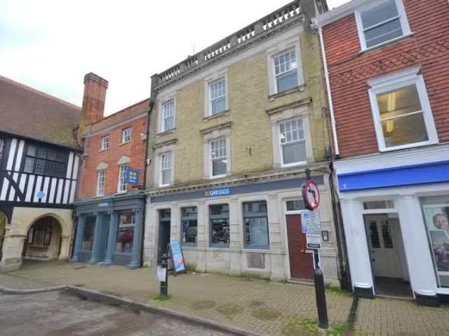 1 bedroom apartment for rent in Market Place, Saffron Walden.