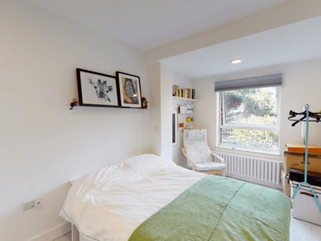 1 bedroom apartment for rent in Mayford Road, London, SW12