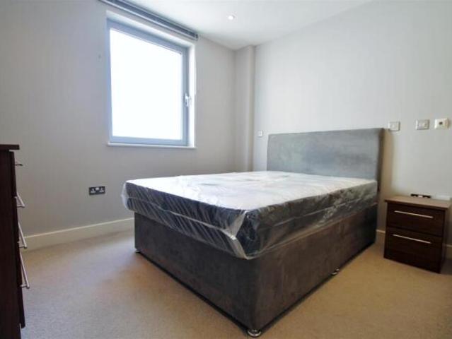 1 bedroom apartment for rent in Meridian Plaza, City Centre. CF10