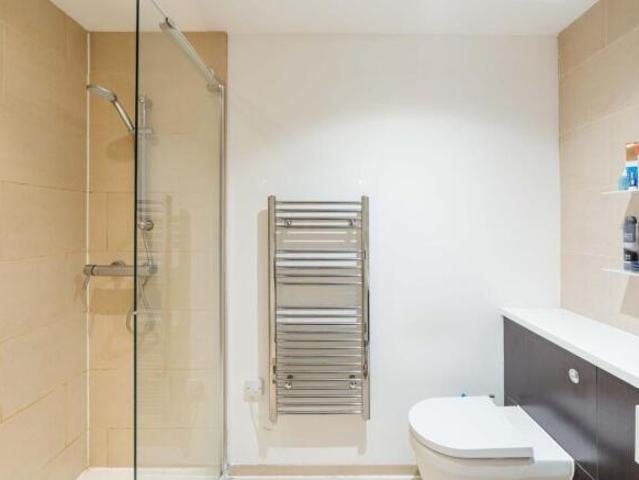 1 bedroom apartment for rent in Mile End Road, Albion Court, E1