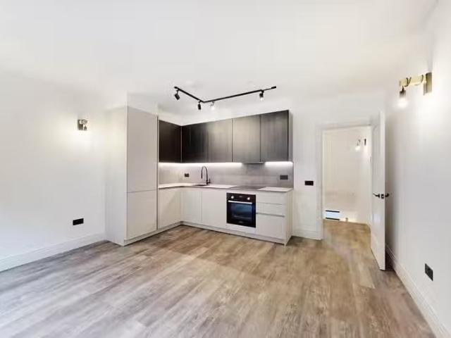 1 bedroom apartment for rent in Millers Terrace, London, E8