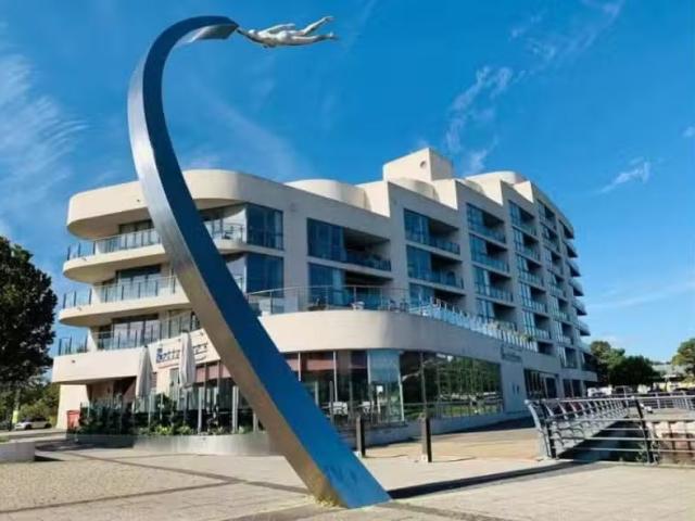 1 bedroom apartment for rent in Mirage, Harbour Road, Portishe.