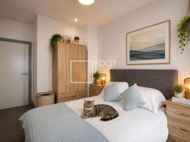 1 bedroom apartment for rent in Modern City Centre Apartment with Stunning Views, BD1