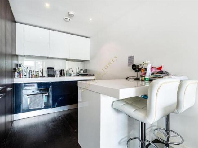 1 bedroom apartment for rent in Moore House, Grosvenor Waterside, 2 Gatliff Road, London, SW1W