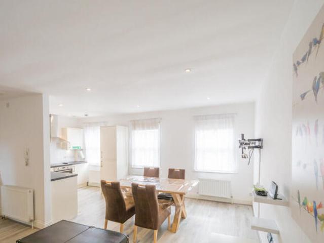 1 bedroom apartment for rent in Monmouth Street, Bath, BA1