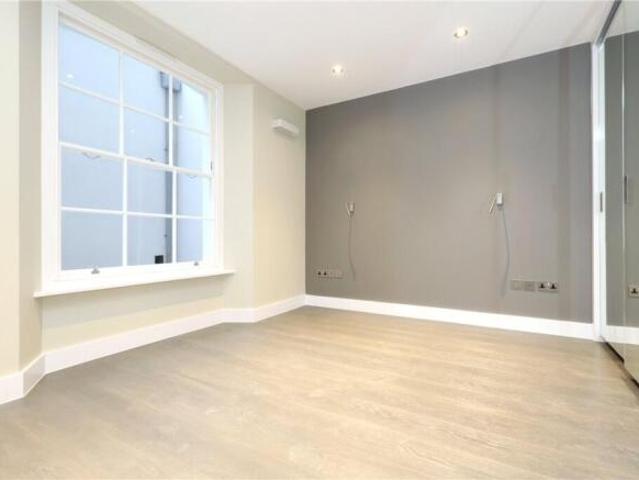 1 bedroom apartment for rent in Montagu Square, Marylebone, London, W1H