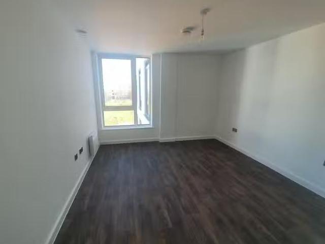 1 bedroom apartment for rent in Moseley Gardens, 150 Moseley S.