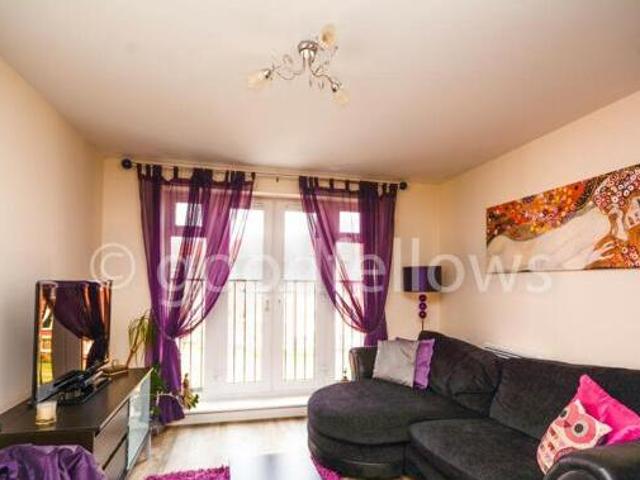 1 Bedroom Apartment For Rent In Morden, Surrey