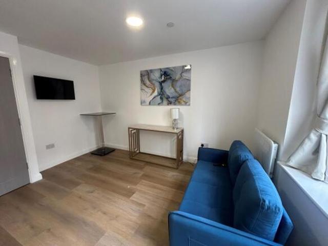 1 bedroom apartment for rent in Mount Stuart Square, CF10