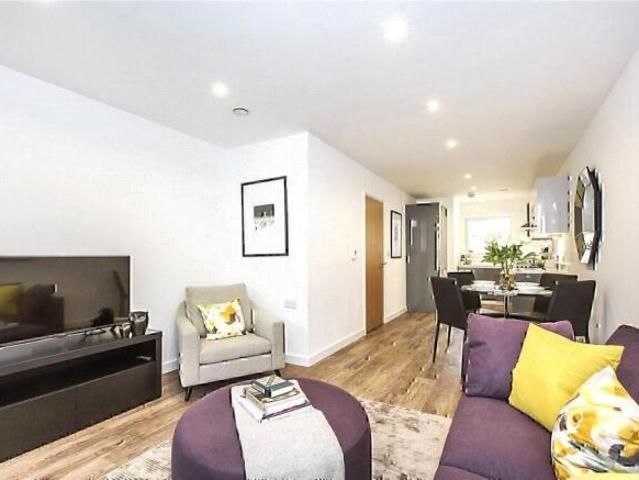 1 bedroom apartment for rent in New Cross Road, London, SE14