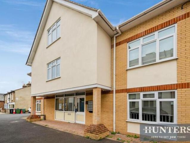 1 bedroom apartment for rent in New Road, Hounslow, TW3