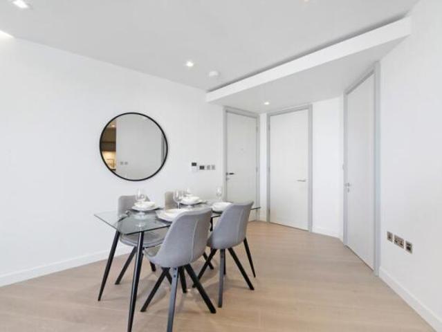 1 bedroom apartment for rent in Newcastle Place London W2