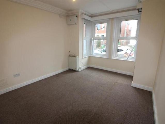 1 bedroom apartment for rent in Newcombe Road, Southampton, SO15