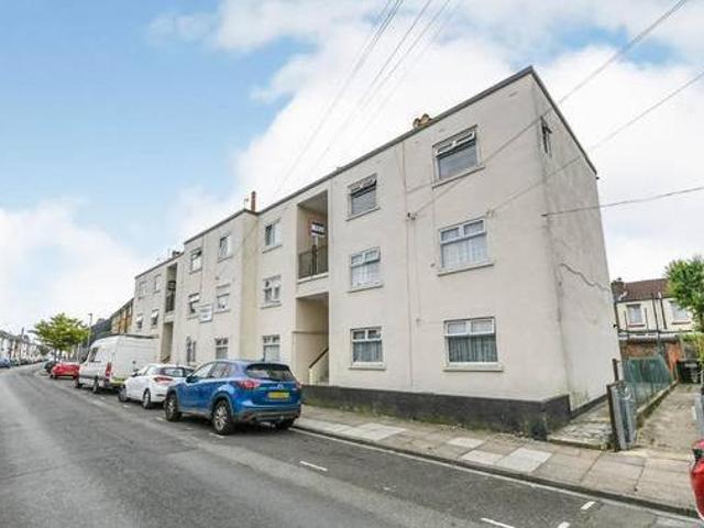 1 bedroom apartment for rent in Newcomen Road Portsmouth PO2