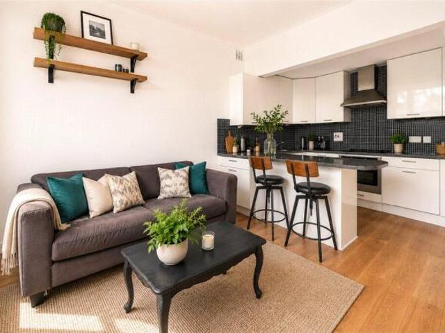1 bedroom apartment for rent in Nevern Place, Earls Court, London, SW5