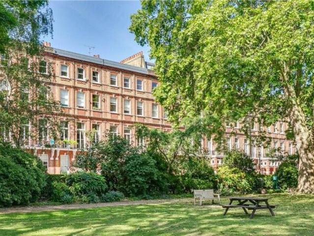 1 bedroom apartment for rent in Nevern Square, Earls Court, London, SW5