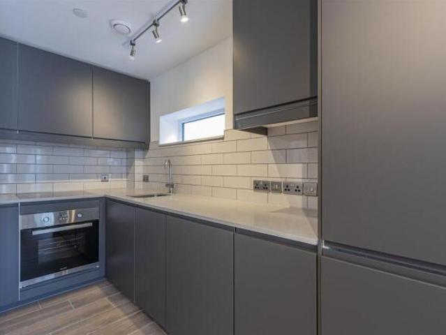 1 bedroom apartment for rent in Ninian Road, Roath Park, CF23