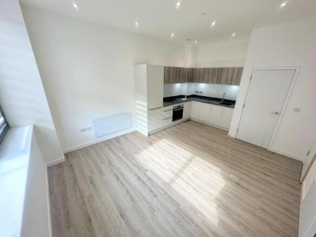 1 bedroom apartment for rent in Normandy House, Alencon Link, RG21
