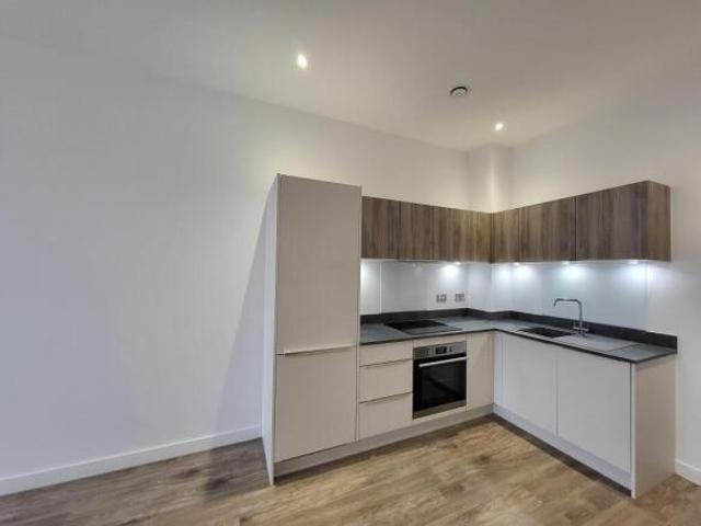 1 bedroom apartment for rent in North Star House, SN2
