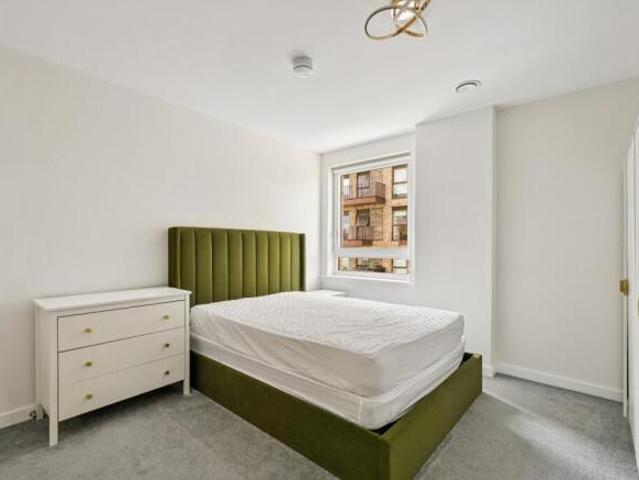 1 bedroom apartment for rent in North Woolwich Road, London, E16