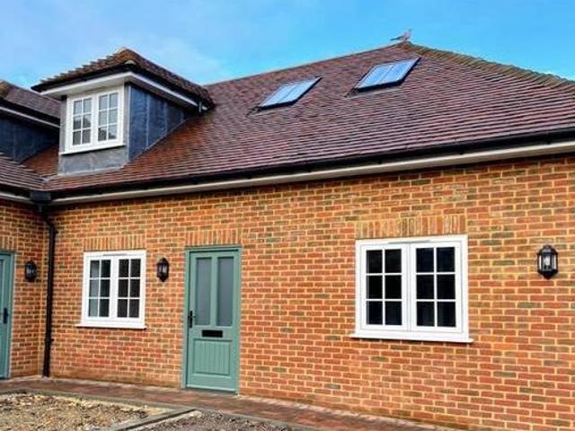 1 bedroom apartment for rent in Oakley Hampshire RG23