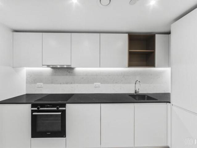 1 bedroom apartment for rent in One Thames Quay, Marsh Wall, E14