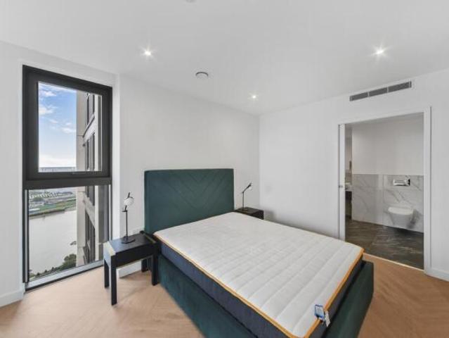 1 bedroom apartment for rent in One Thames Quay, Marsh Wall, E14