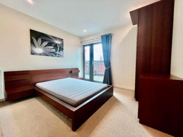 1 bedroom apartment for rent in One double bedroom penthouse apartment with parking!,S3