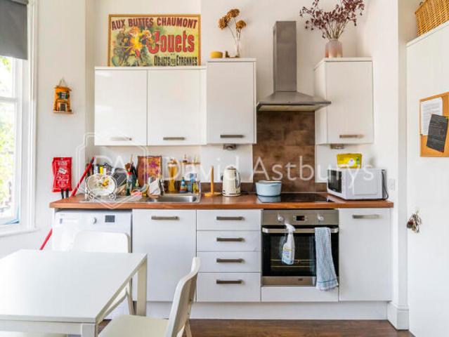 1 bedroom apartment for rent in Ossian Road, Couch End, London, N4