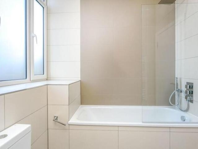 1 bedroom apartment for rent in Avenue House, Silver Street, Bedford, MK40